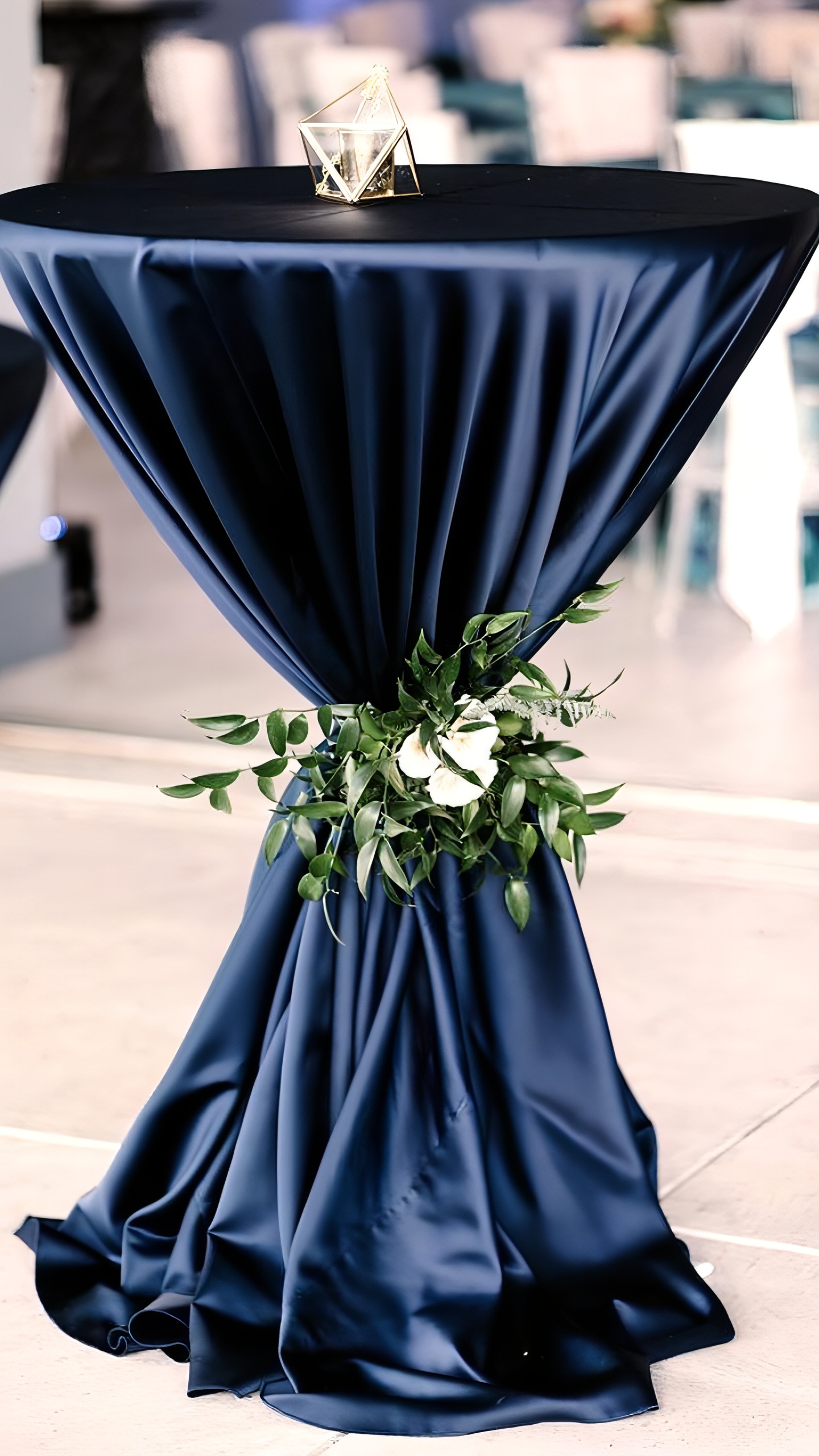 Pantone определяет ключевые цвета сезона весна-лето 2025